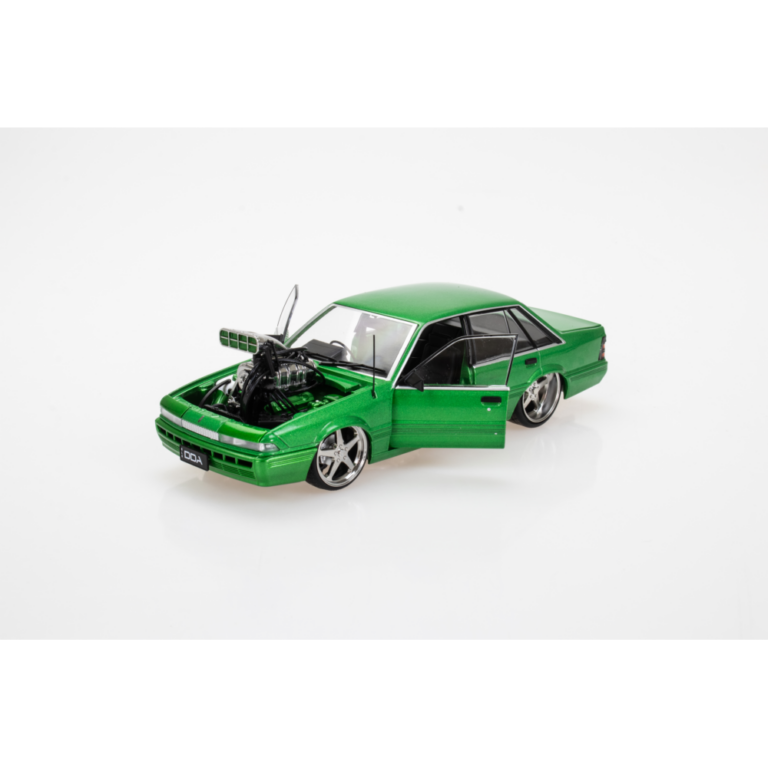 1:24 Scale. Holden VL Calais in Osiris Green, Supercharged - Motorfocus ...
